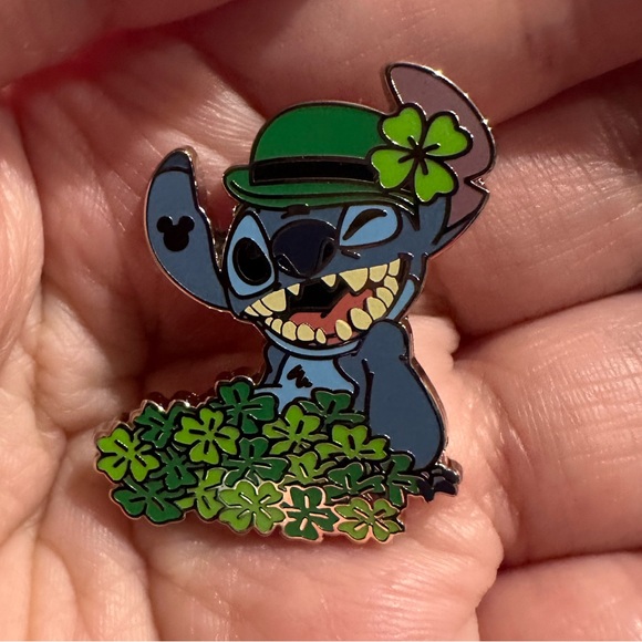 Disney | Accessories | Disney St Patricks Day Stitch Hidden Mickey ...